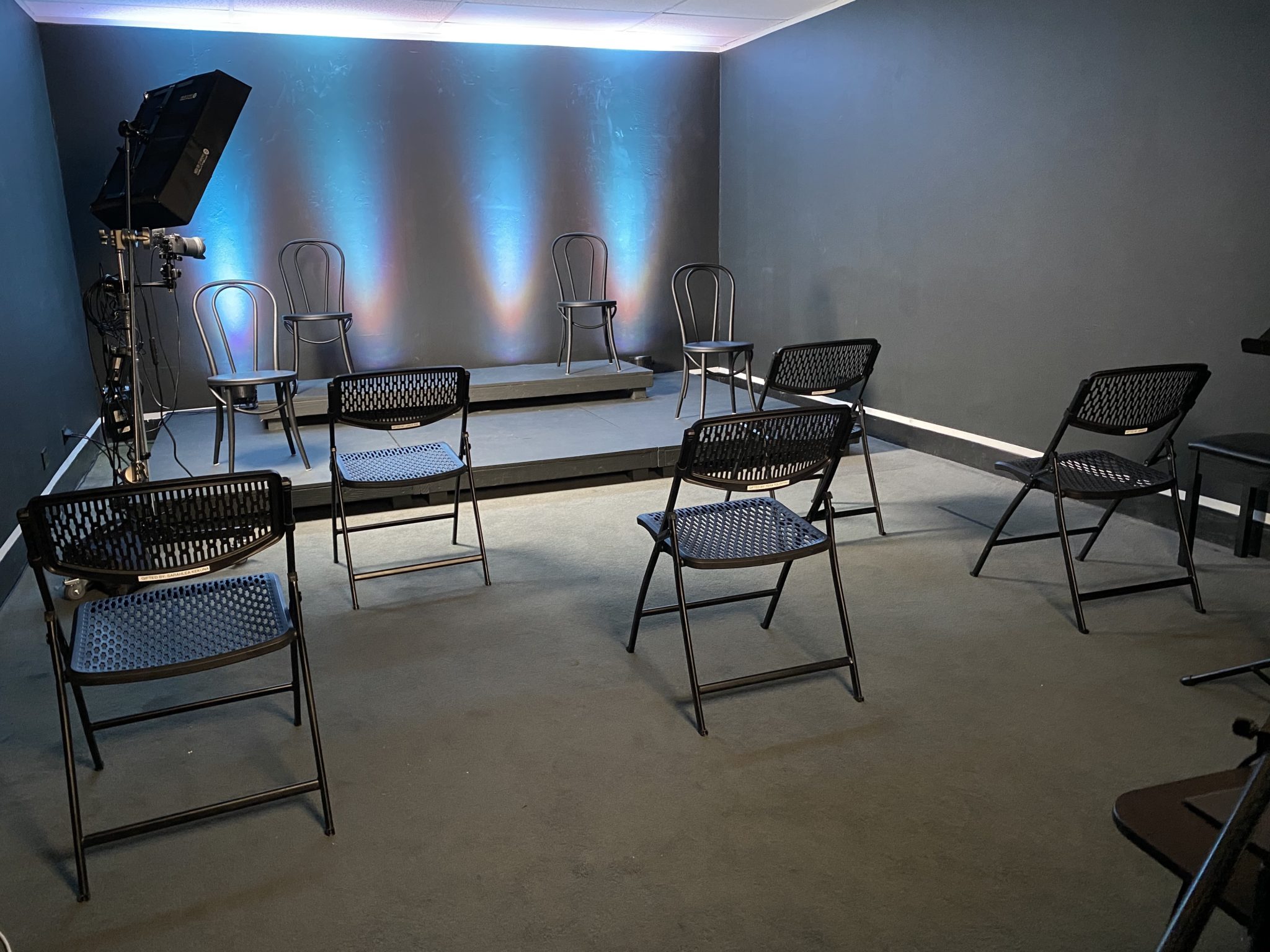 Tiny Stage Reservation